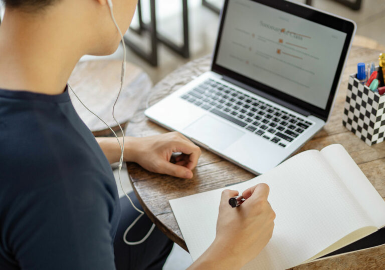 Comment faire une dissertation en français ? - Scol'Avenir Comment faire une dissertation en français ? - Scol'Avenir